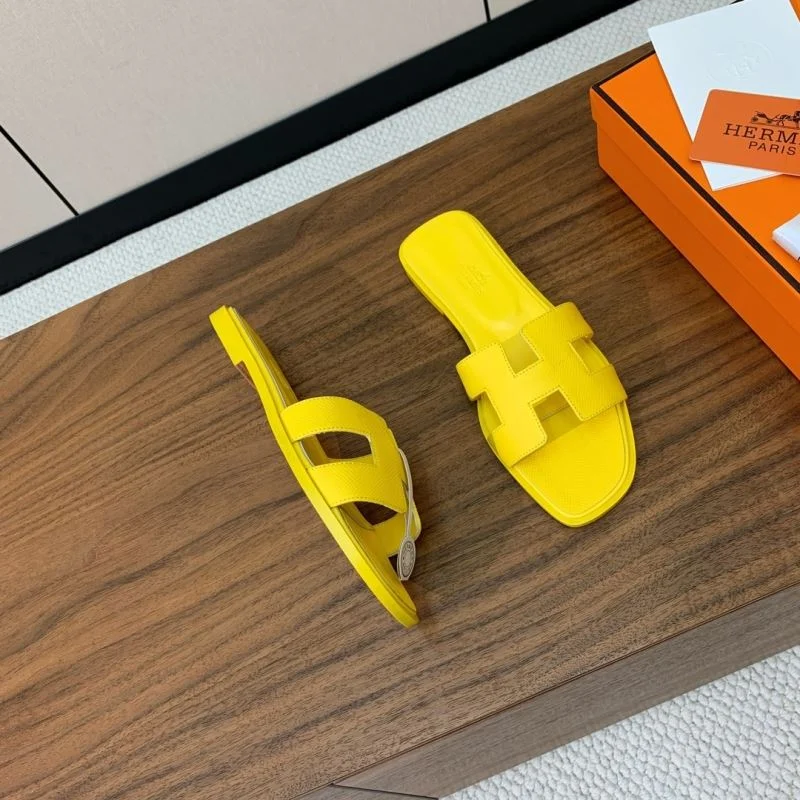 Accurate model Hermes Slippers