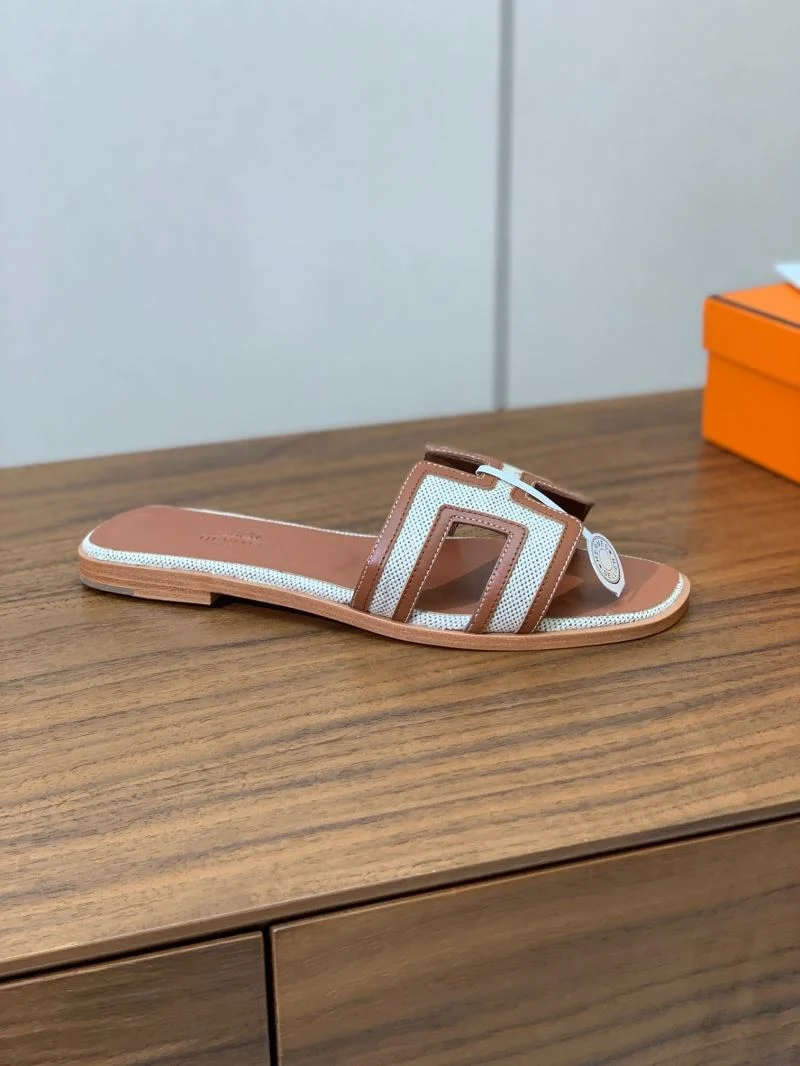 Inexpensive Hermes Slippers