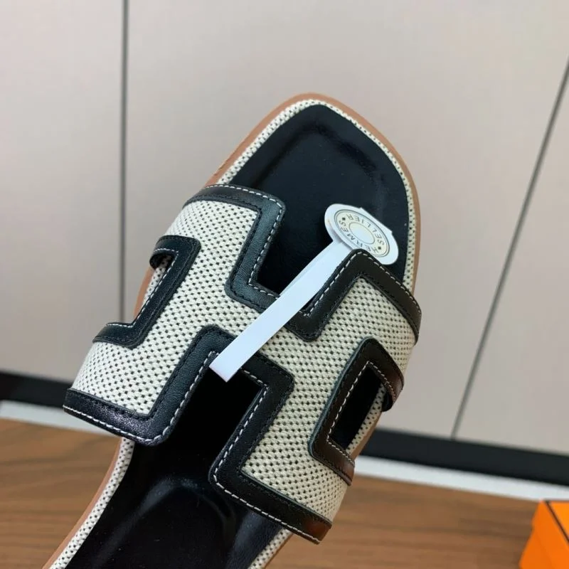 Inexpensive Hermes Slippers