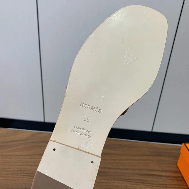 Exact replica Hermes Slippers