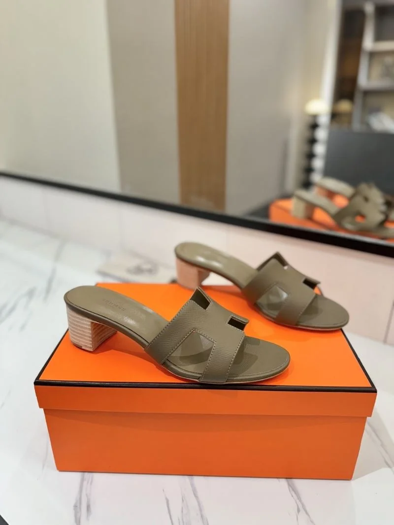 Hermes Slippers