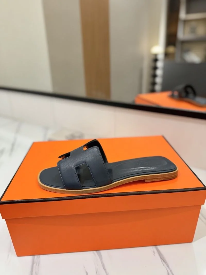 Value-priced Hermes Slippers
