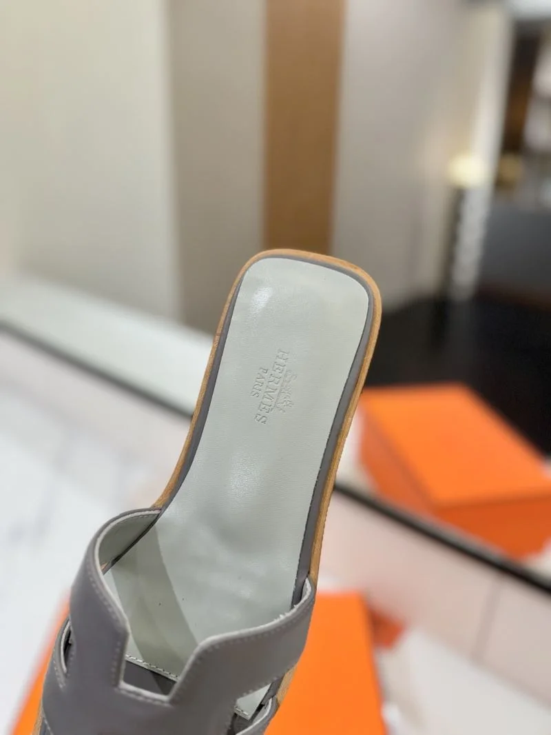 Cut-rate Hermes Slippers