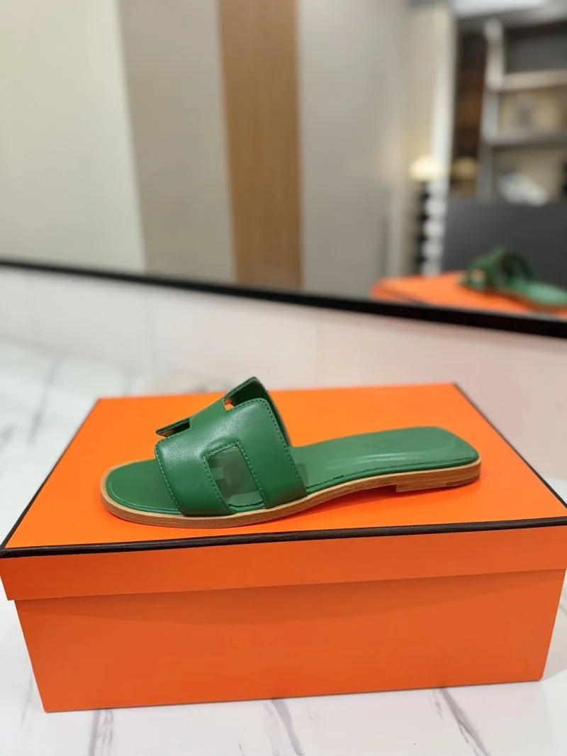 Value-priced Hermes Slippers