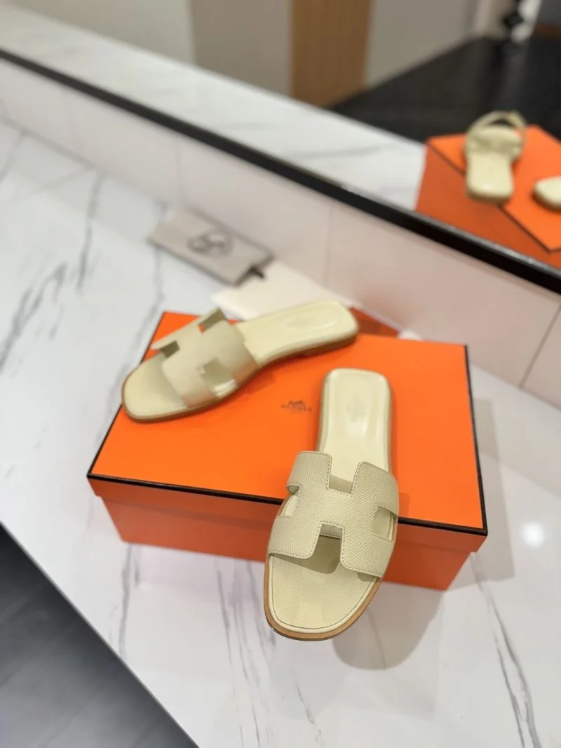 Brand-authenticated Hermes Slippers
