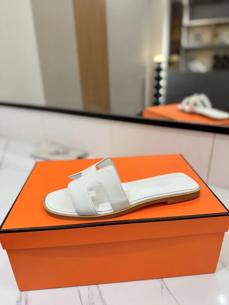 Cut-rate Hermes Slippers