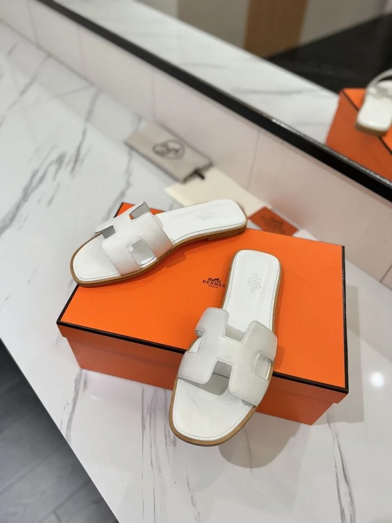 Cut-rate Hermes Slippers