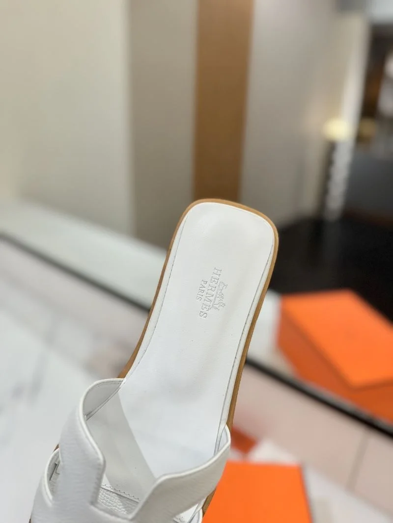 Cut-rate Hermes Slippers
