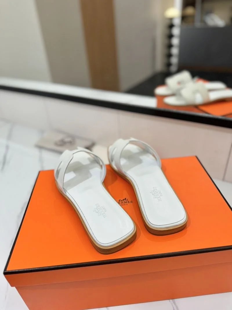 Cut-rate Hermes Slippers