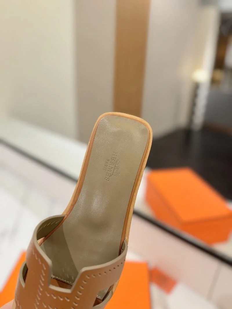Exact replica Hermes Slippers