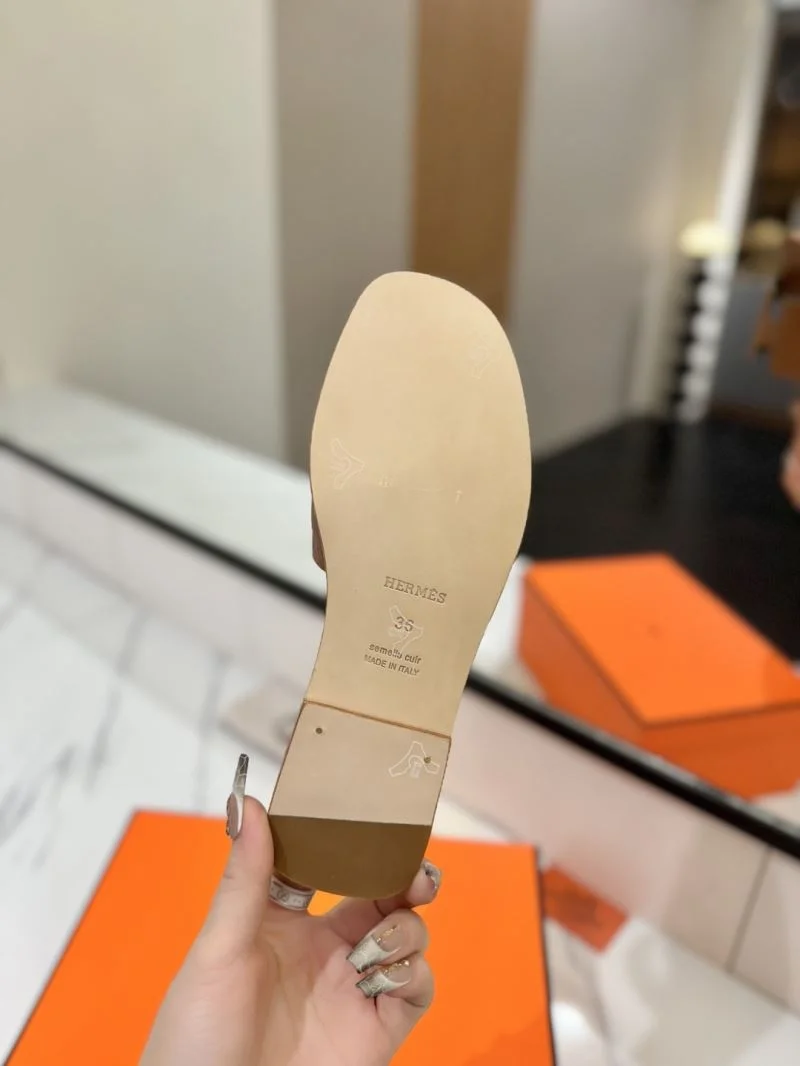 Exact replica Hermes Slippers