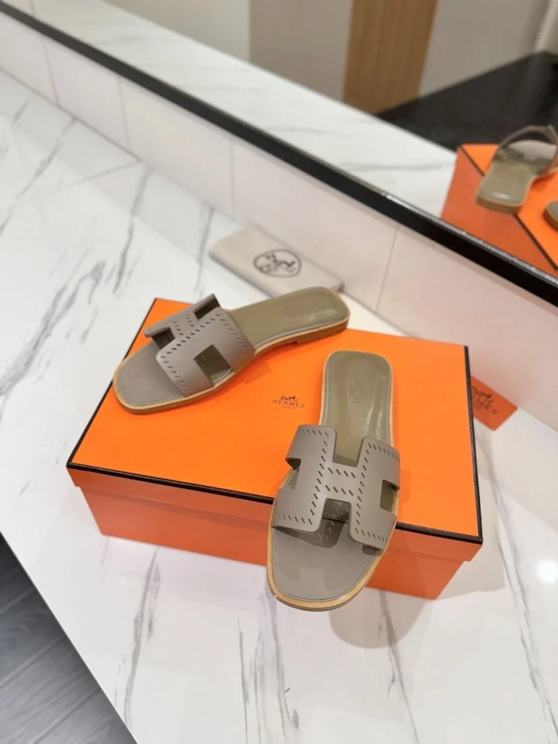 Precise copy Hermes Slippers