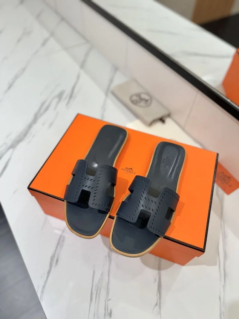 Legit Hermes Slippers