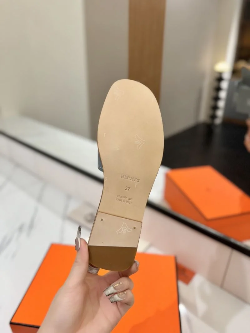 Legit Hermes Slippers