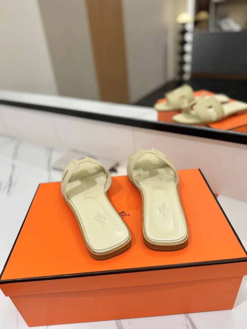 Reasonably priced Hermes Slippers