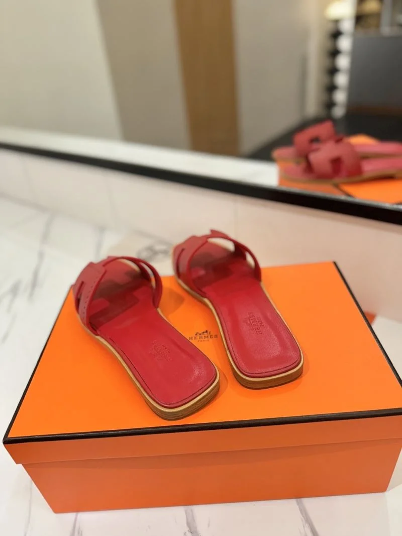 Reasonably priced Hermes Slippers