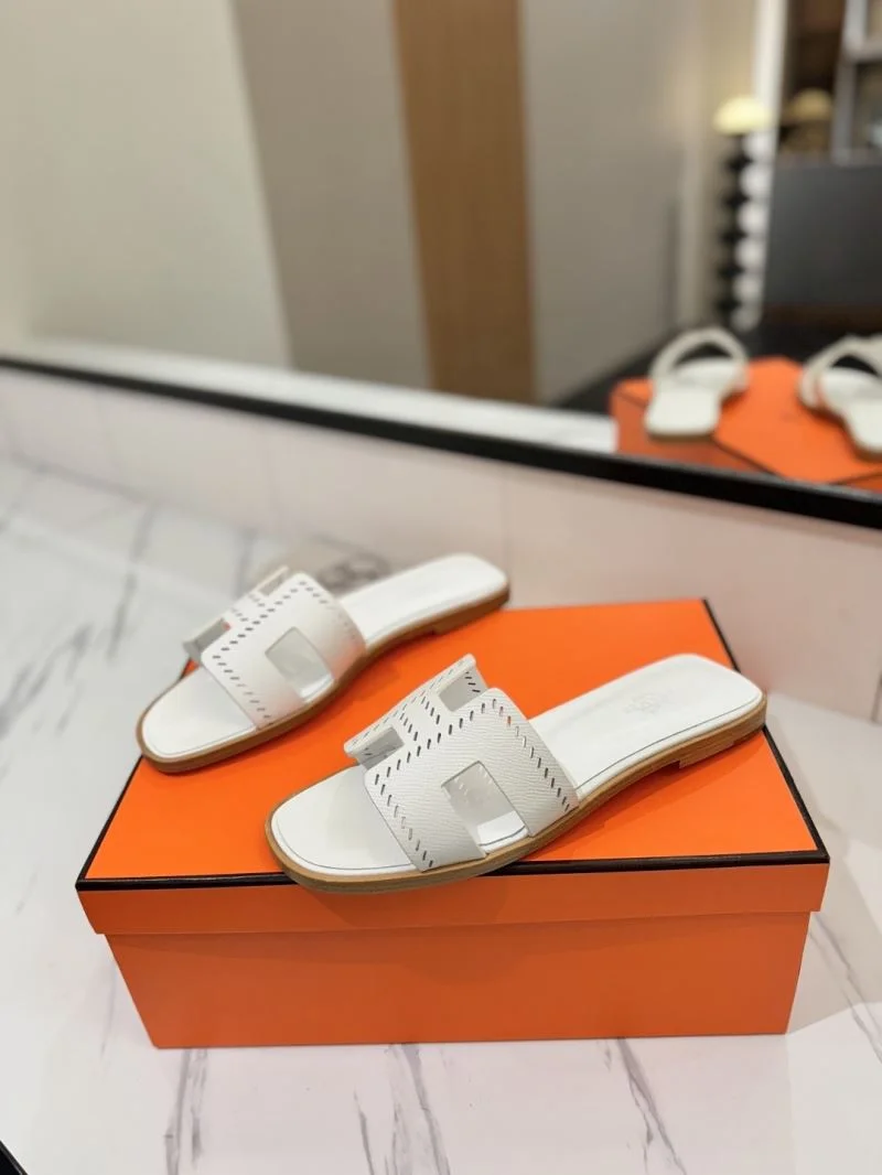 Brand-authenticated Hermes Slippers
