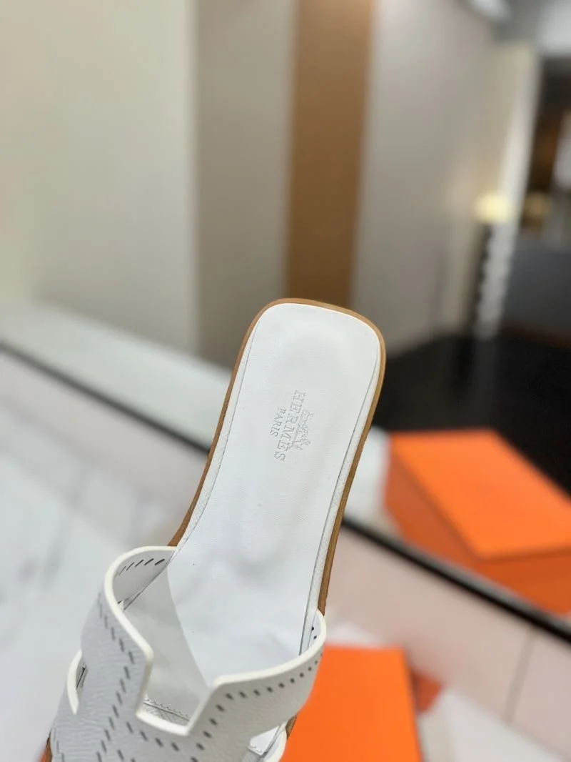 Brand-authenticated Hermes Slippers