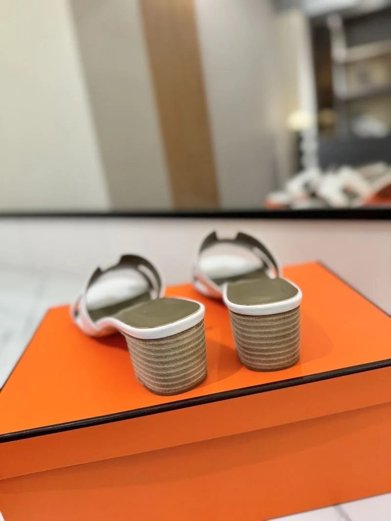 1:1 copy Hermes Slippers