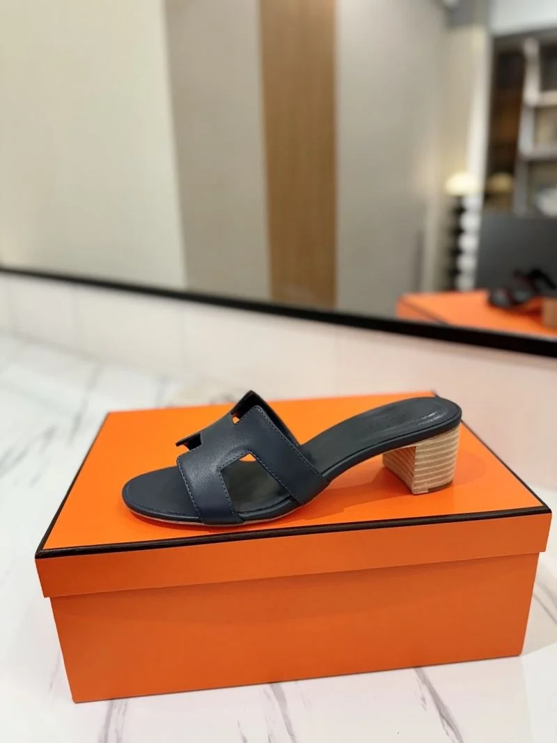 Cut-rate Hermes Slippers