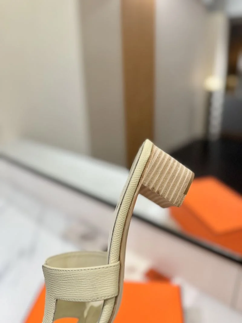 Exact replica Hermes Slippers