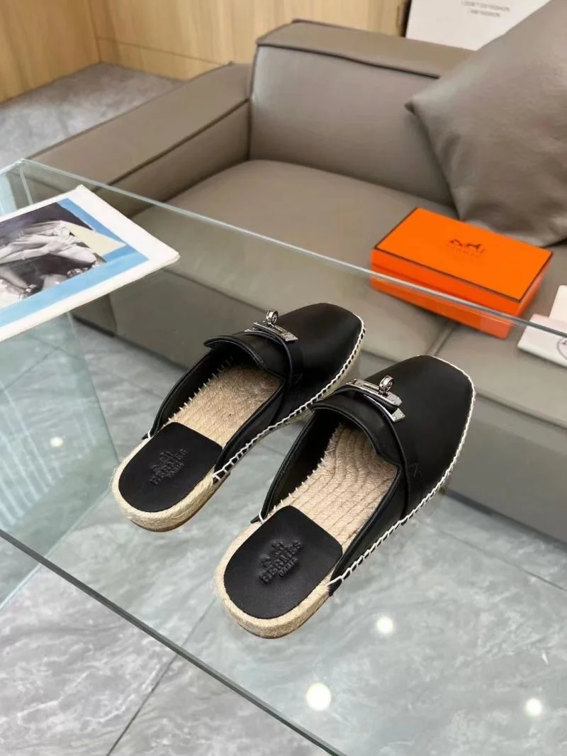 Cut-rate Hermes Slippers