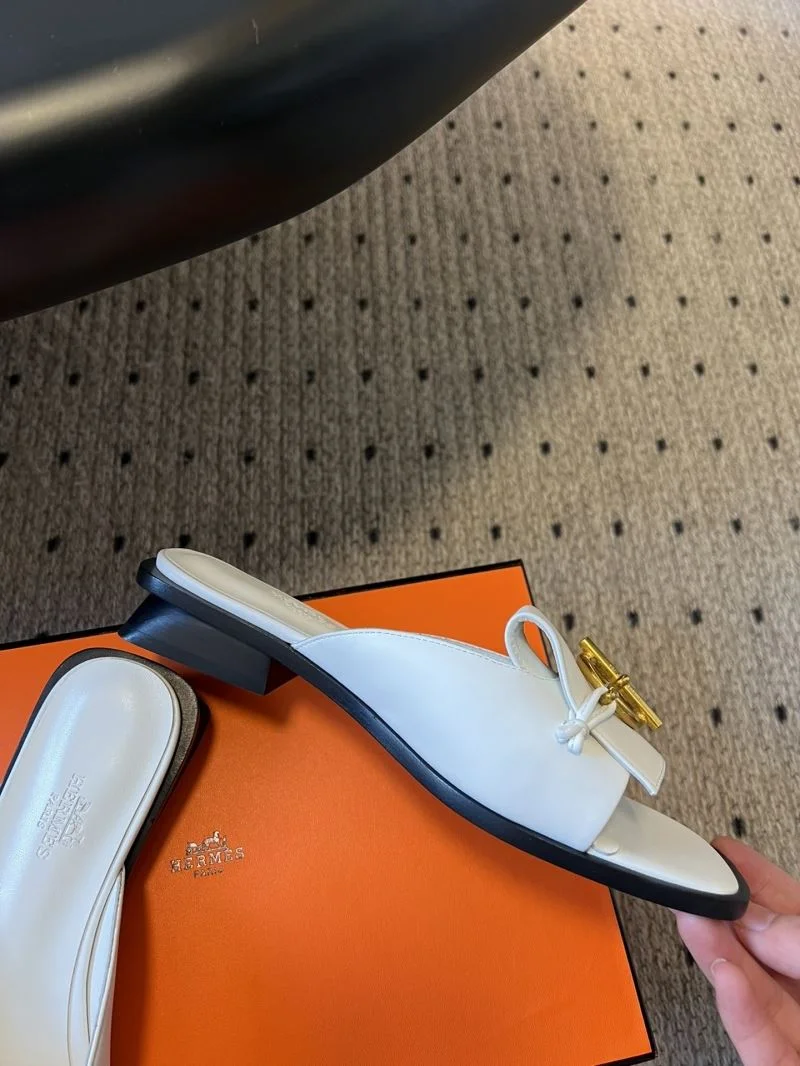 Accurate model Hermes Slippers