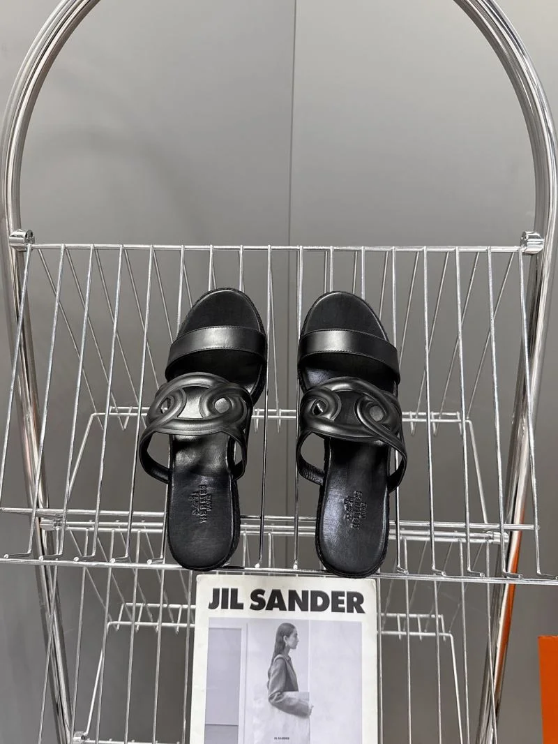 Reasonably priced Hermes Slippers