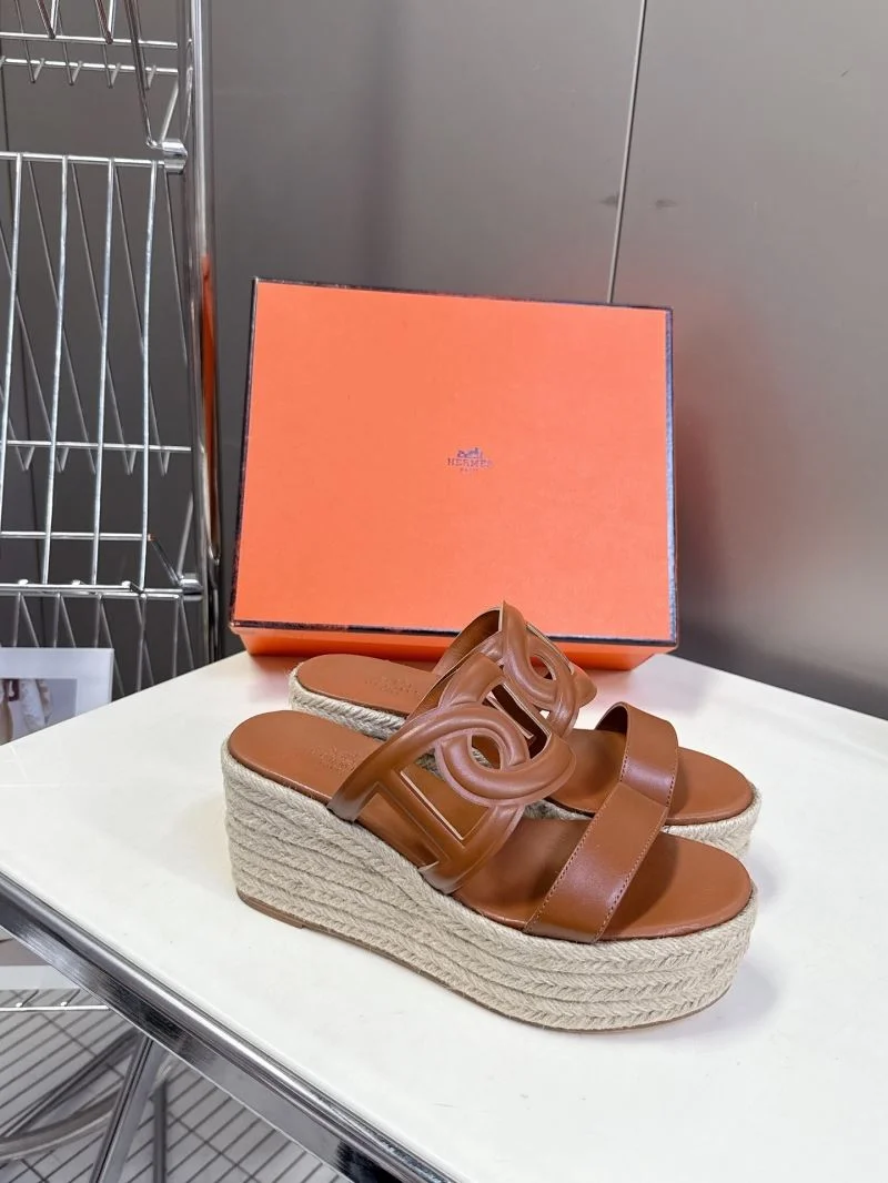 Reasonably priced Hermes Slippers