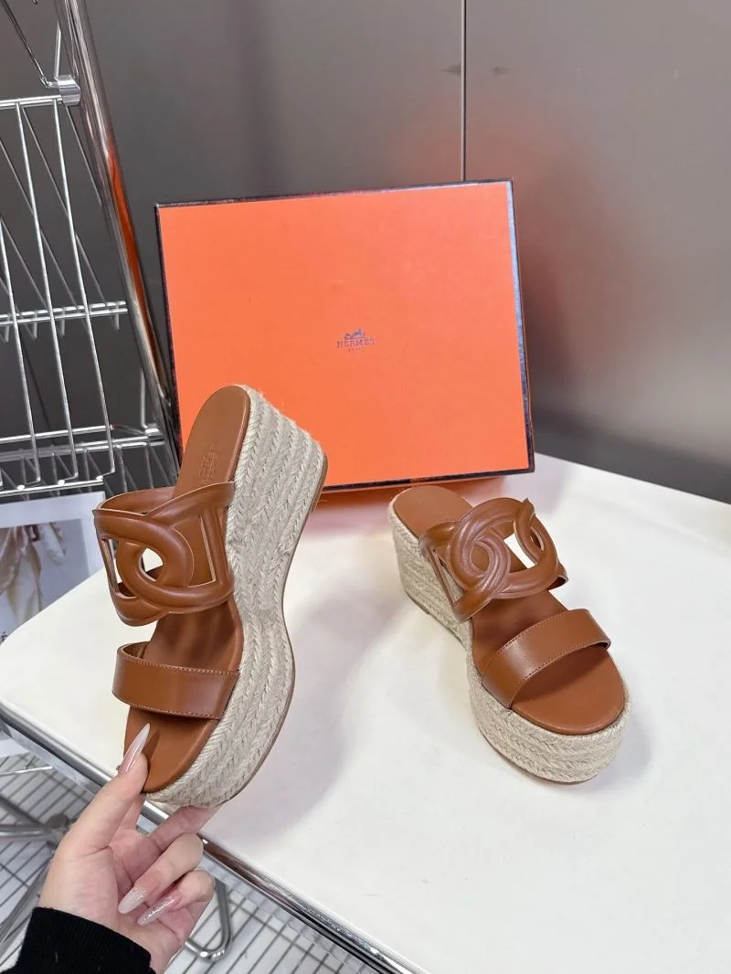 Reasonably priced Hermes Slippers