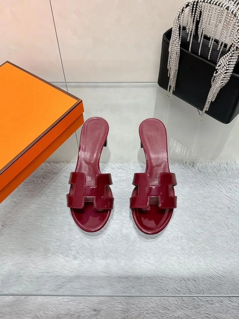 Value-priced Hermes Slippers