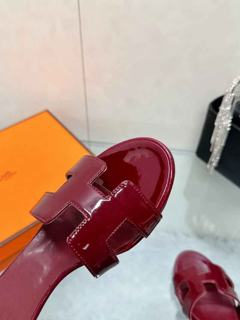 Value-priced Hermes Slippers