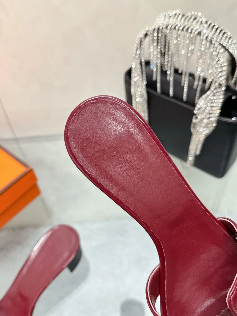 Value-priced Hermes Slippers