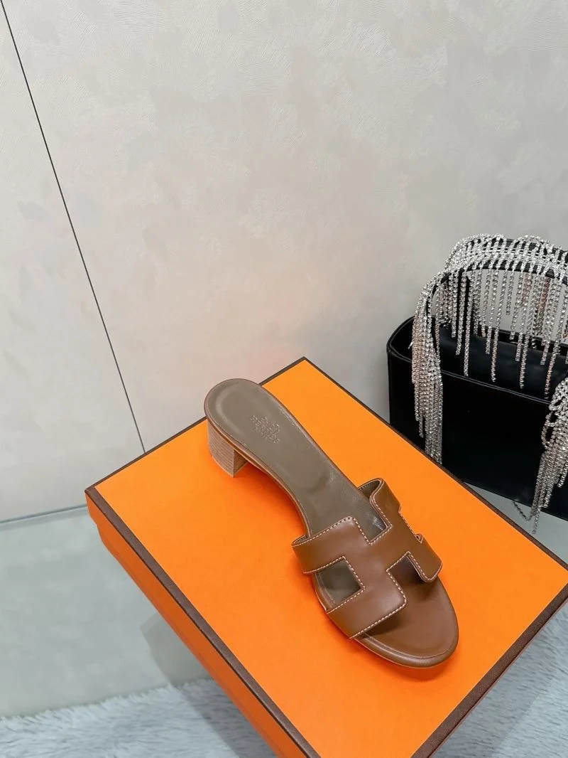 Accurate model Hermes Slippers