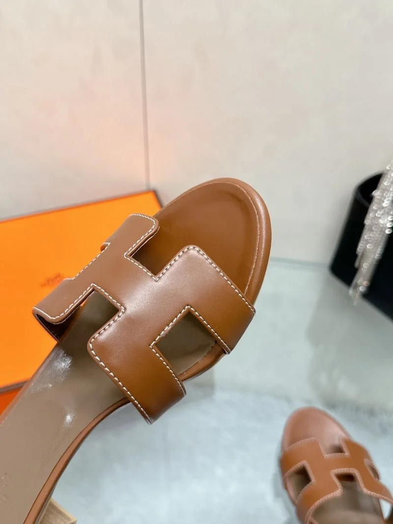Accurate model Hermes Slippers