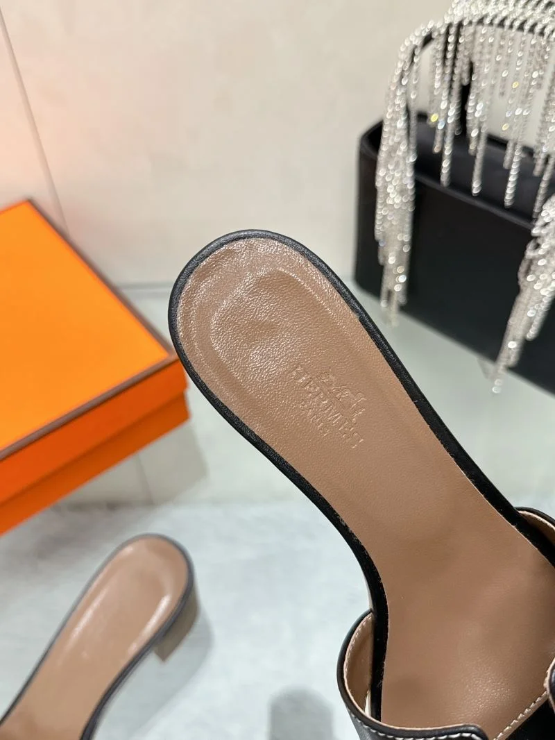 Value-priced Hermes Slippers