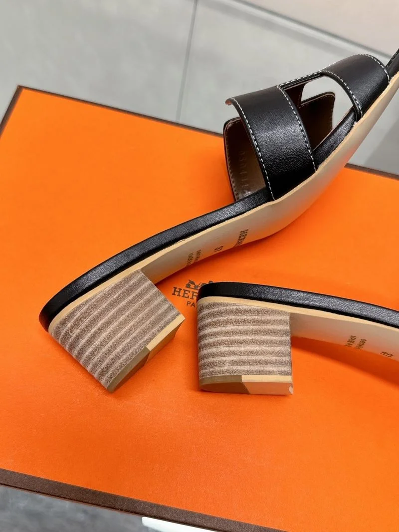 Value-priced Hermes Slippers