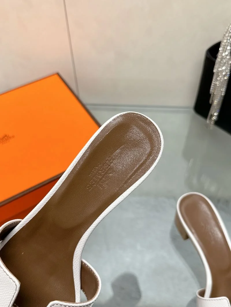 Inexpensive Hermes Slippers