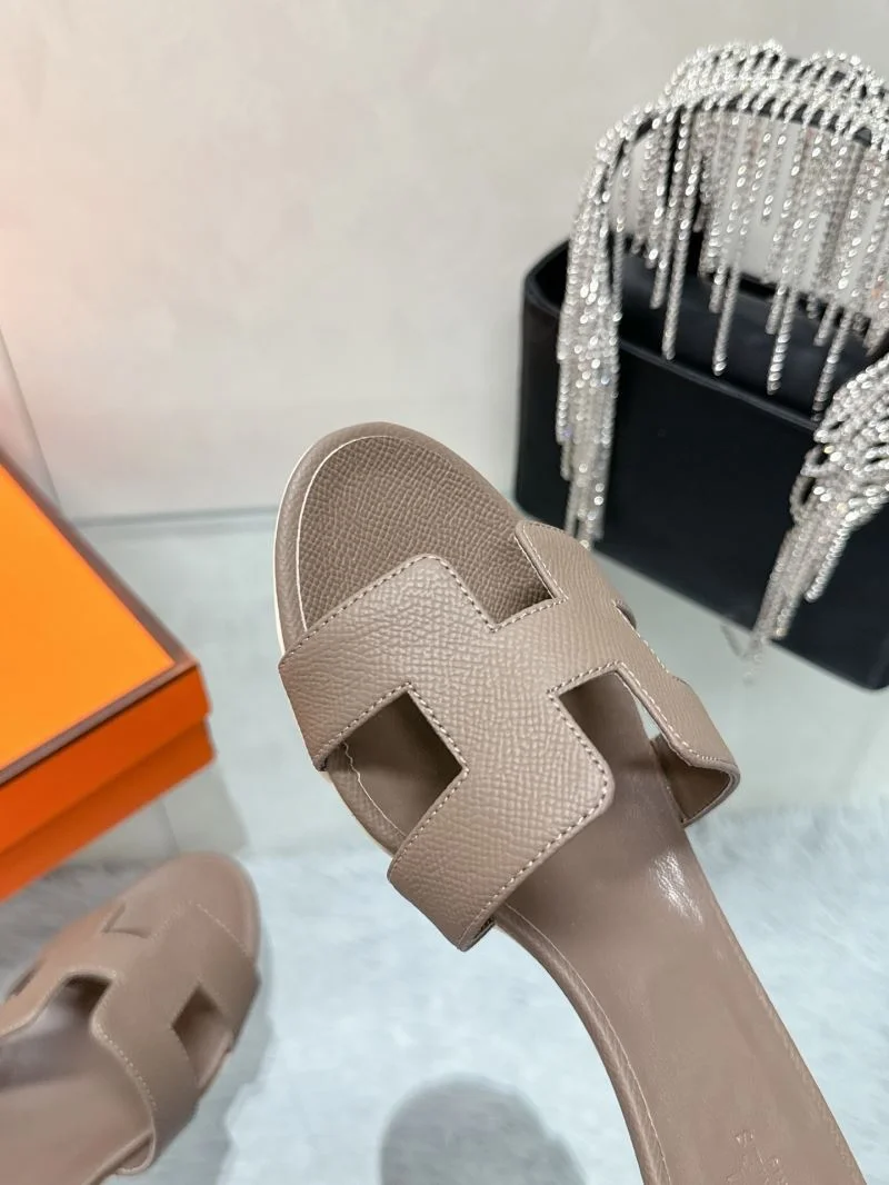 Brand-authenticated Hermes Slippers