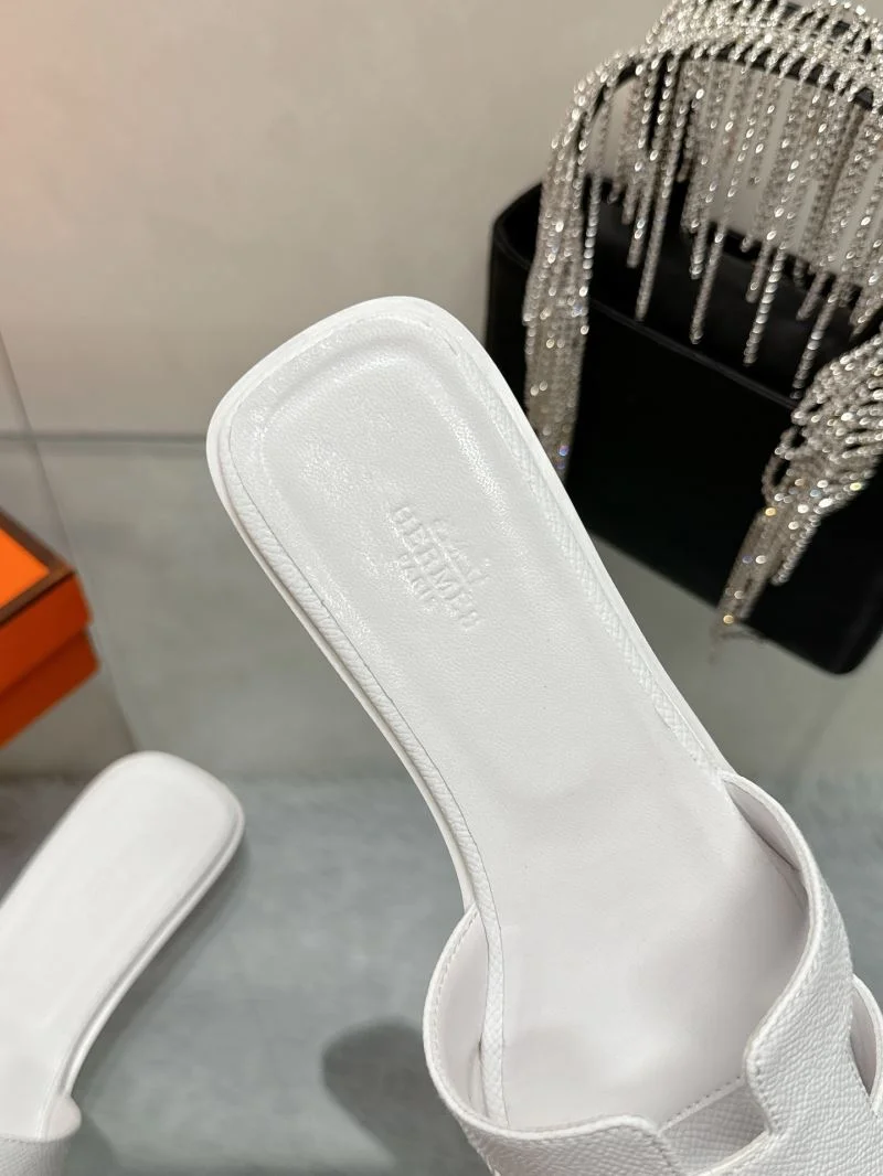 Brand-authenticated Hermes Slippers
