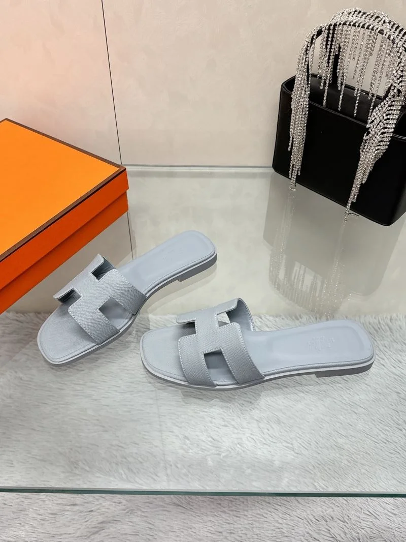 Reasonably priced Hermes Slippers