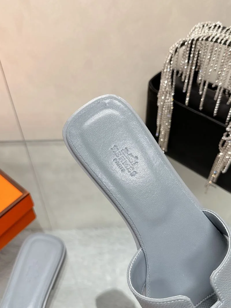 Reasonably priced Hermes Slippers