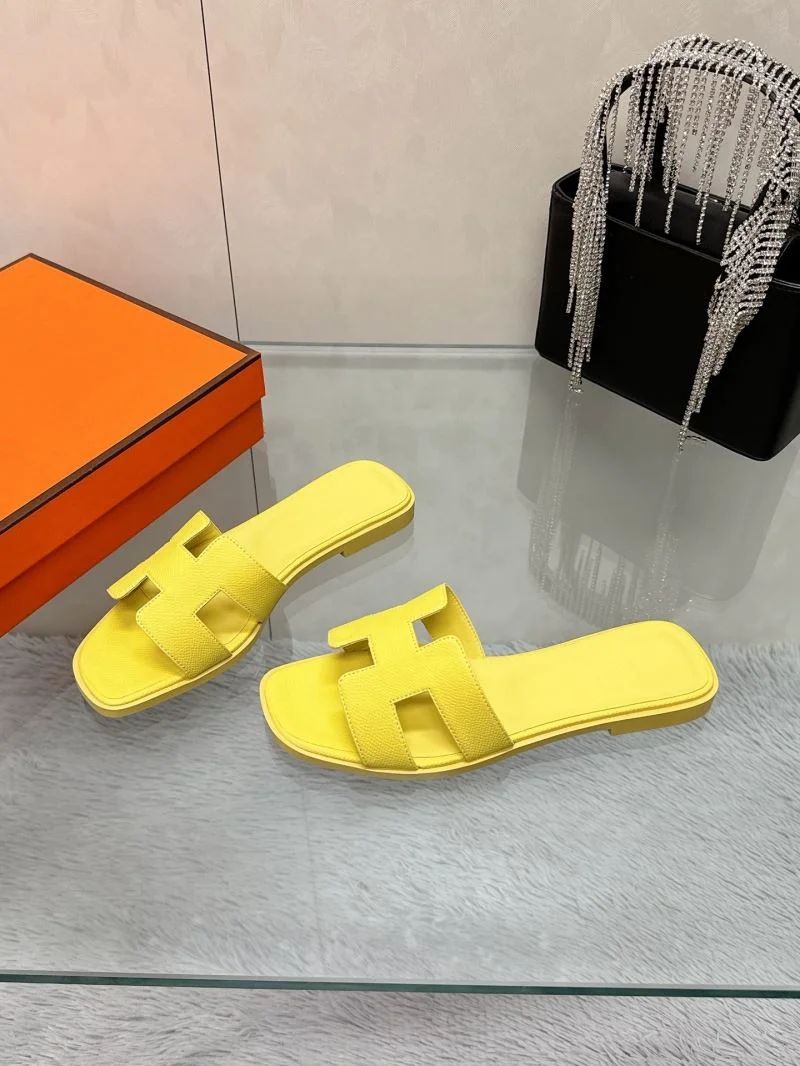 Cut-rate Hermes Slippers