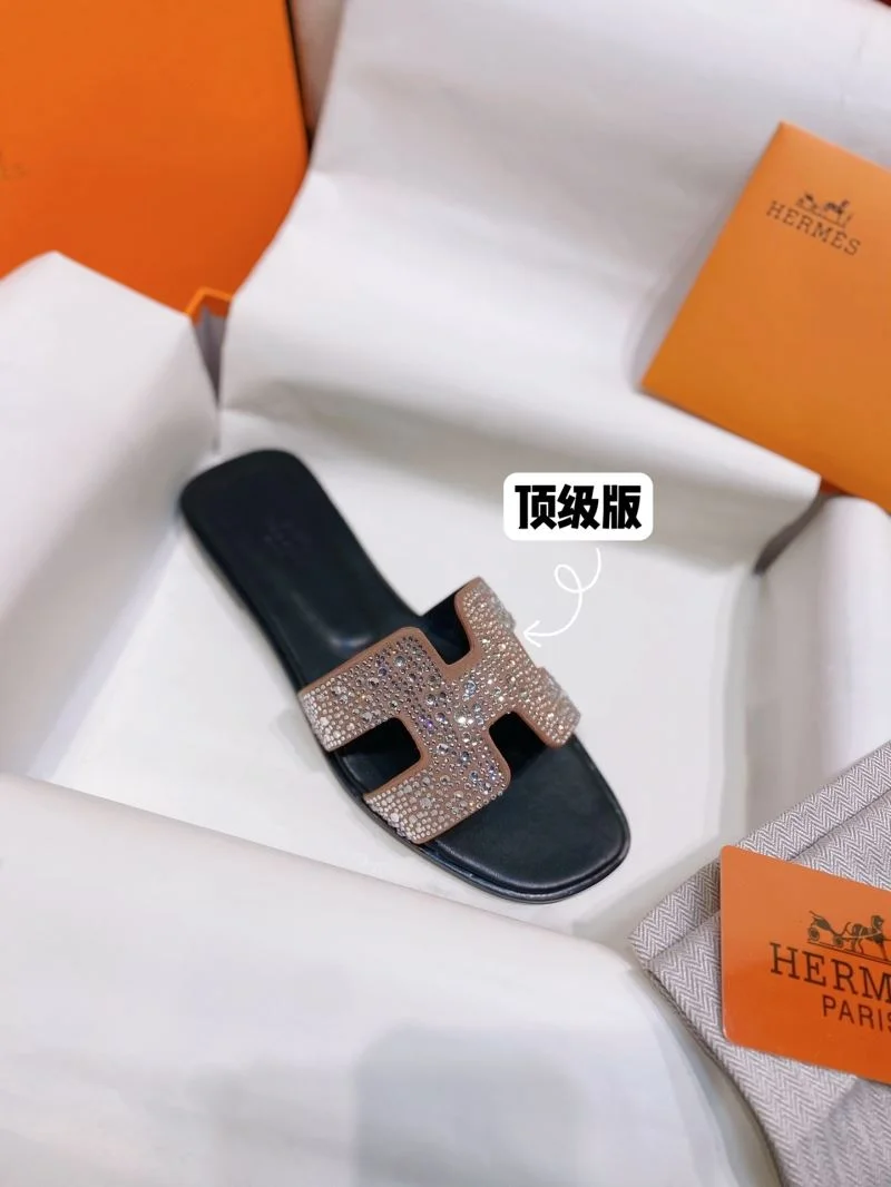 Accurate model Hermes Slippers