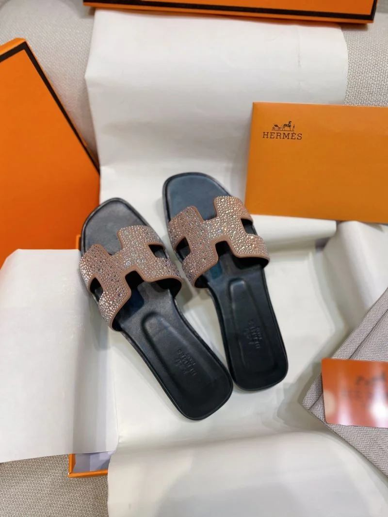 Accurate model Hermes Slippers