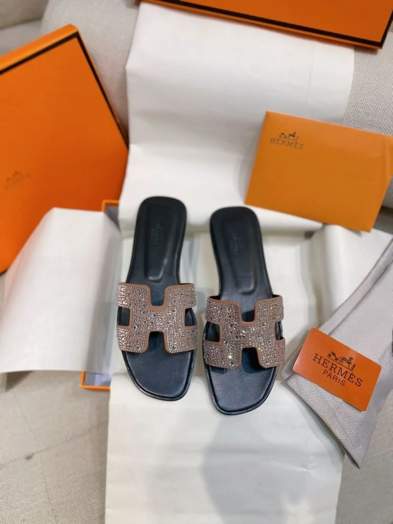 Accurate model Hermes Slippers