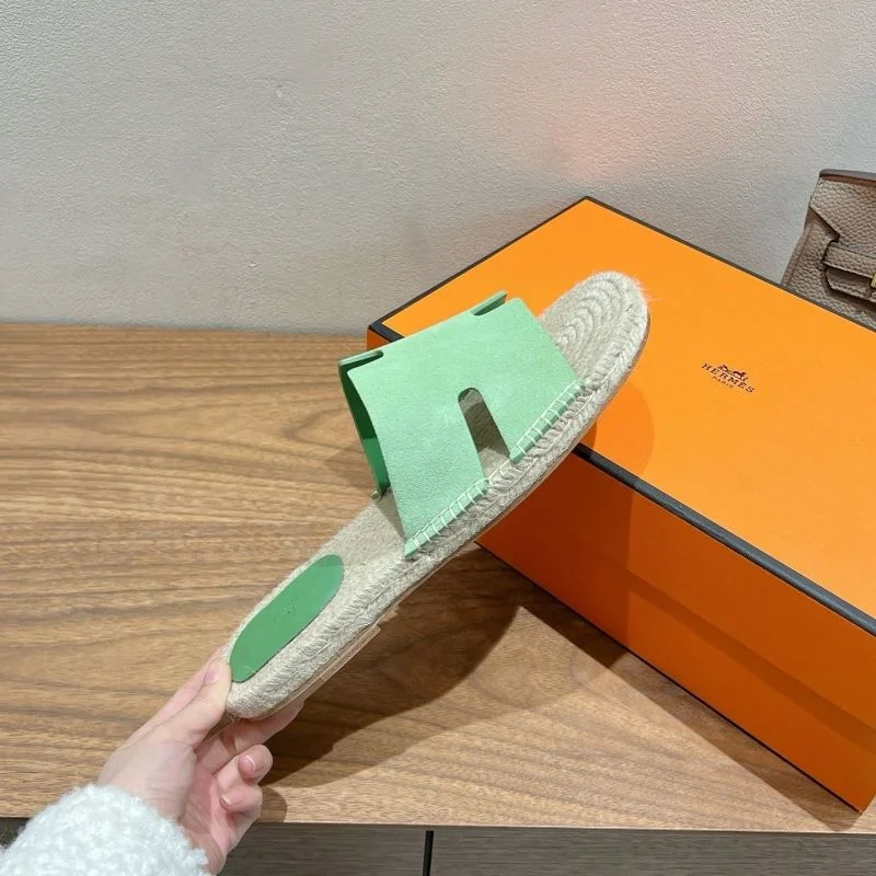 Value-priced Hermes Slippers