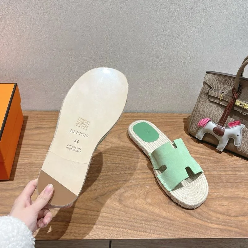Value-priced Hermes Slippers