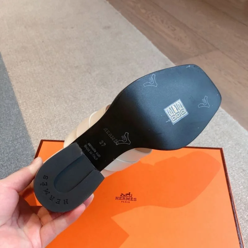 Bargain Hermes Slippers