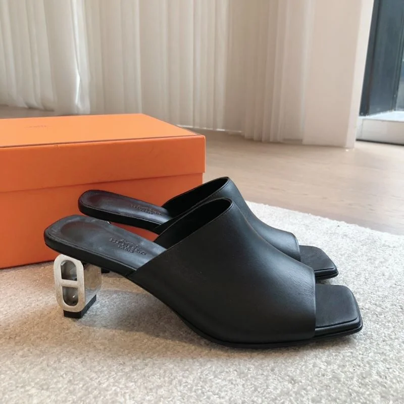 Cut-rate Hermes Slippers